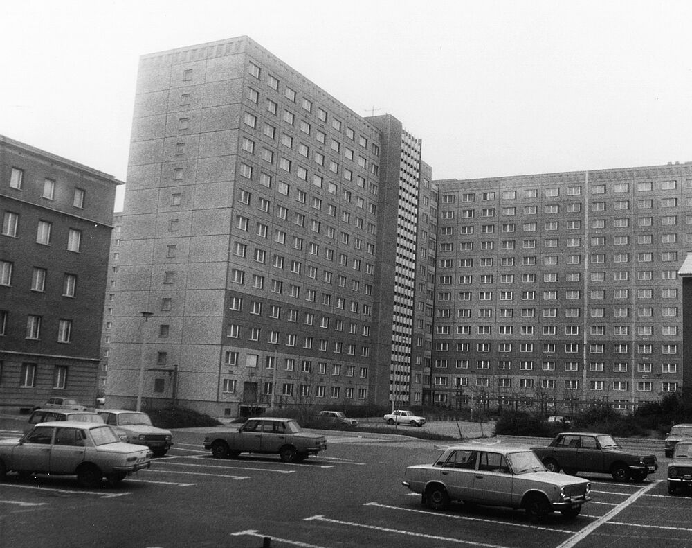 Die Stasi-Zentrale gestern und heute - Bundesarchiv